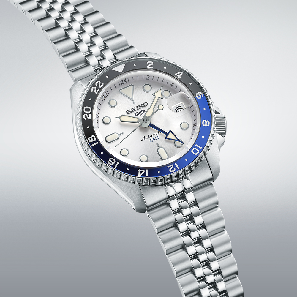 Seiko 5 Sports SKX GMT Sky Blue, Silver Cloud SSK033K1 | Seiko Official ...